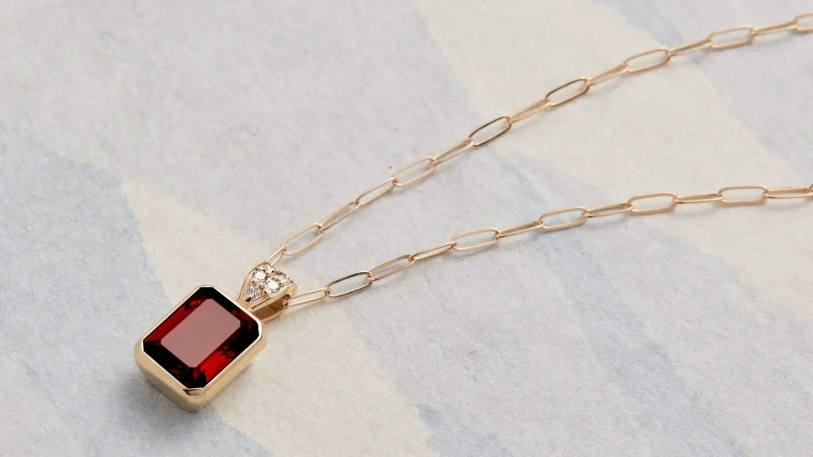 What Is Garnet? Meaning and Uses Explained